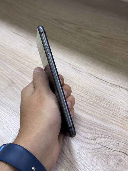 iPhone 8 64Gb black