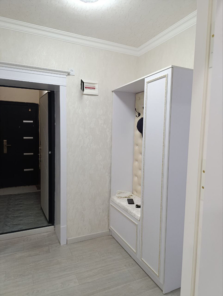 Спочно продаётся 2х комнотна квар. Согдиана 77 серия 6 м балкон Кирпич