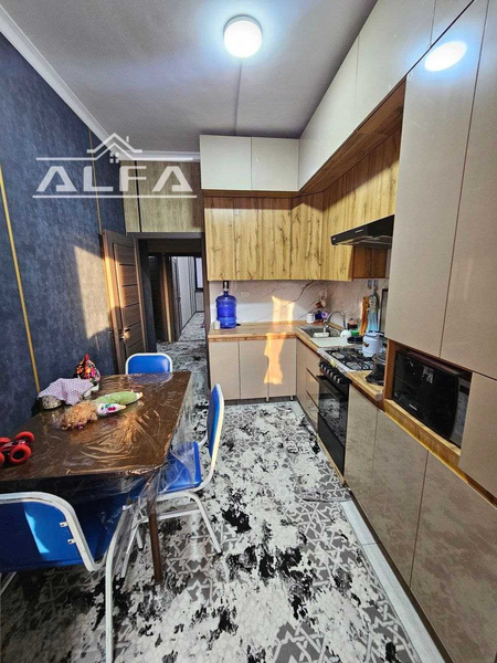 5 xonali qilingan 68m² 1-qavat sotiladi.