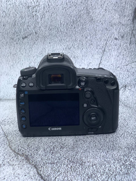 Canon 5D Mark lV kit EF 24-105 mm f4