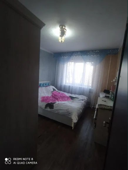 Квартира на Новомосковская 3/3/4 общ пл 67м балкон 2*6