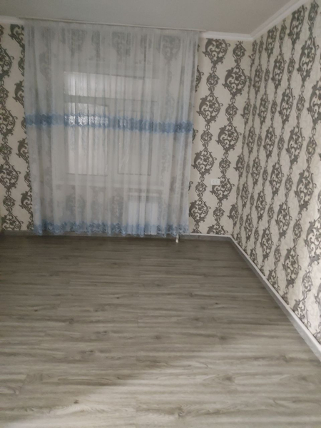 Продается квартира 2 комнатная 4 мкр 2 этаж