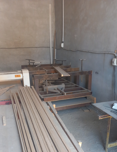 Rover mdf stanok sotiladi