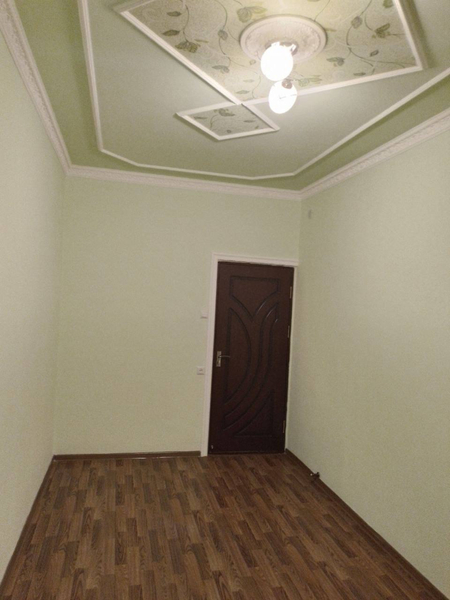 Срочно прадается квартира Яшнабад 2/5/5  Площад44