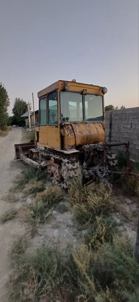 Buldozer sotiladi
