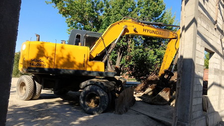 Ekskavator Hyundai 1400w-7A