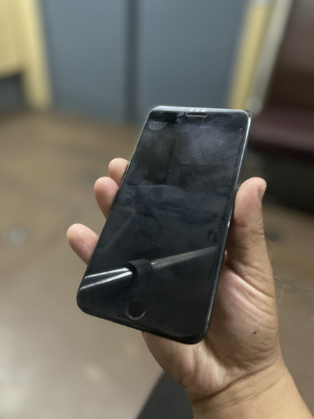 Iphone 7 plus srocna sotiladi