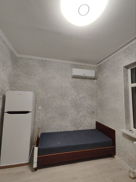 2 х СЕРГЕЛИ 1. С обстановкой 4/4 кирпич не торец 35 м2 ремонт 350 у.е.