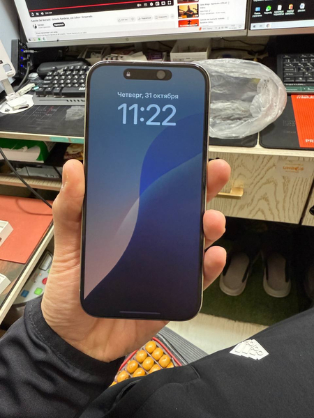 Ayfon 15 pro holati ideal