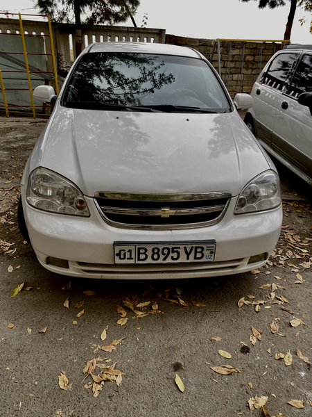 Lacetti 1.8 2011