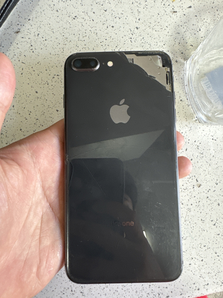 Iphone 8plus 64 gb, 76 емкость