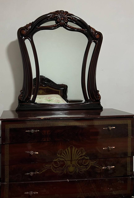 Mebel holati zor