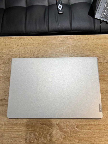 Lenovo ideal Pad 330S 15IKB