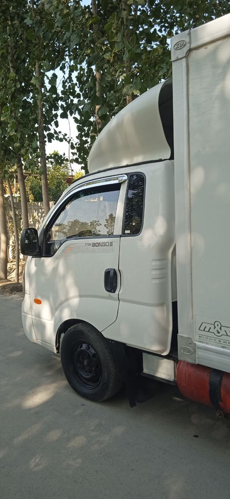 Kia bungo 3 yili 2013