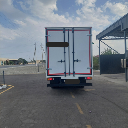 ISUZU. SNG. 2017