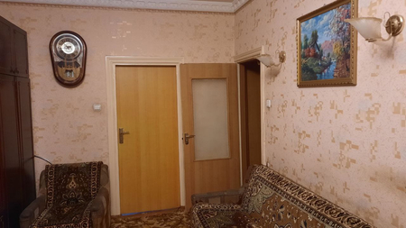 Срочно Продаю 3х-комнат На Лисунова-4