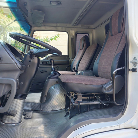 Isuzu sotiladi yili 2014 balon xolati 90%