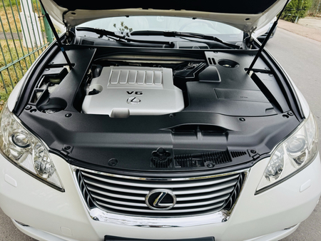 LEXUS es 350 srochna tezda va zudlik bilan sotiladi