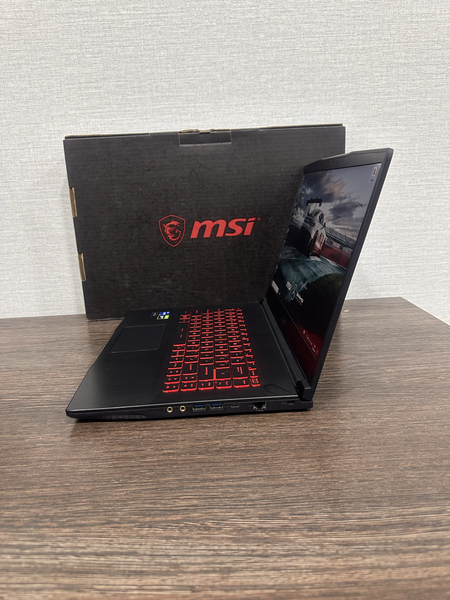 12-Ядерный Премиум Игравой MSI GF63 intel Core i5 GTX1650 DDR6 Идеал!