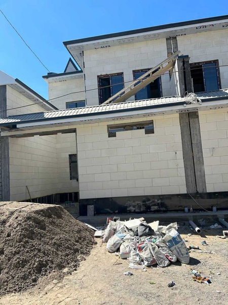 Юнусабад ул.Чинабад новые коттеджи 5-комнат 125м2 с беловой отделкой