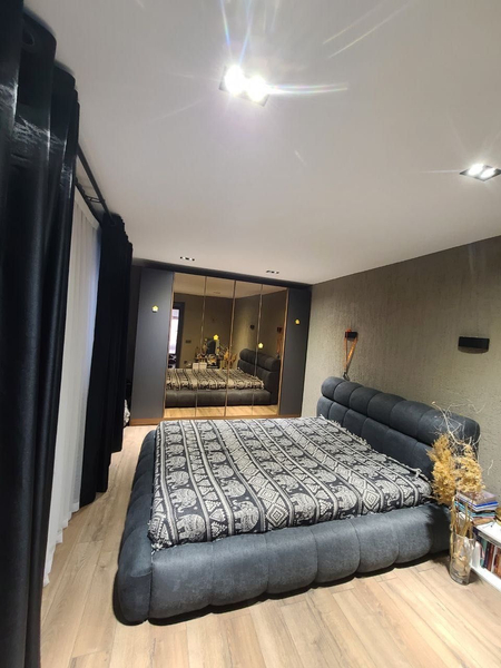 Срочно! Продажа. 5 ком, 2 сот. Старый сергели.