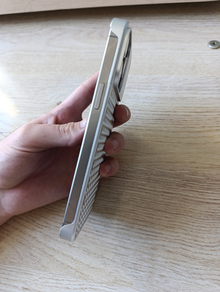 iPhone 15 pro max chexol sotiladi
