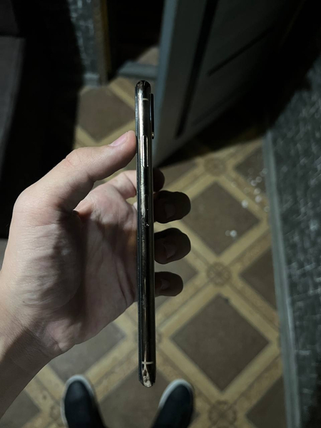 iPhone Xs ideal holatda