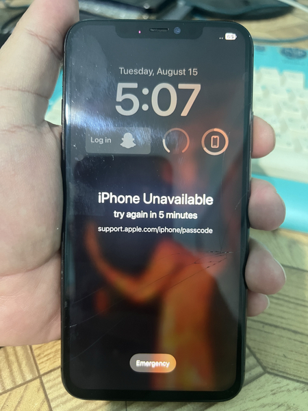 Iphone 11 pro max. Icloud