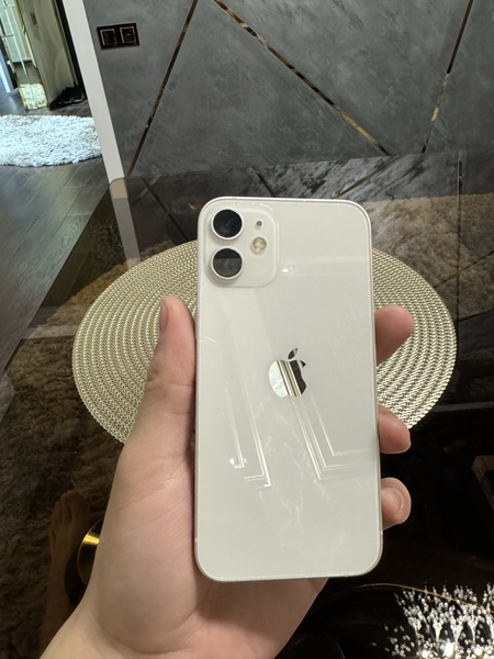 iPhoen 12 mini