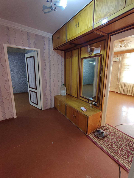 Продам 4х комнатную кирпич Чиланзар 26 , Школа 107