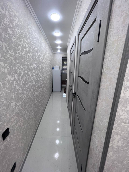 Чиланзар 13кв  3/1/5  2,6м²  70м²