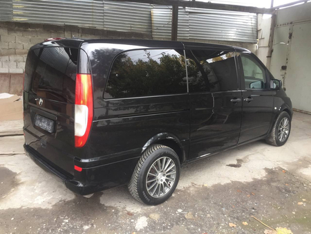 Mercedes Benz Vito