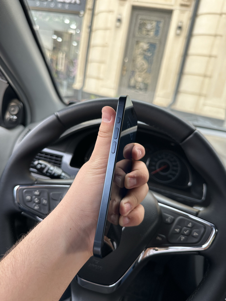 iPhone 15Pro Max  256gb  97% Yomkast  LL/A esim  Ideaal  Obmen Bor