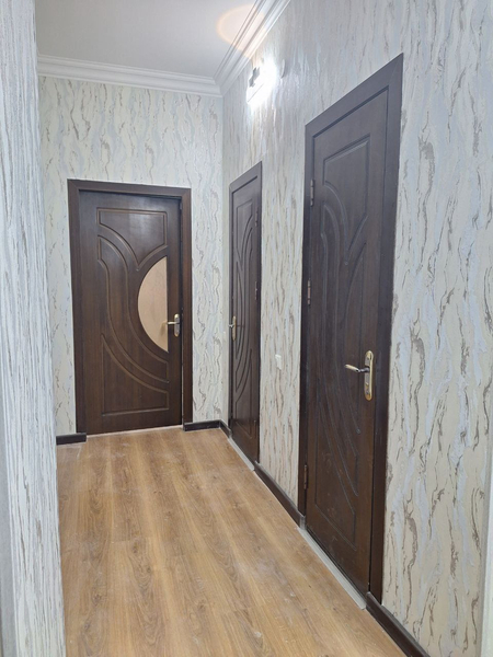 Продается 3 ком квартира Махтумкули