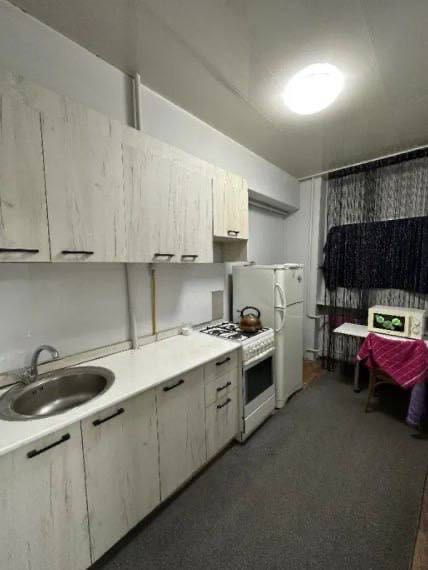 Продается квартира на Ц5 2/2/9 ор:р Монумент мужества пл 60м2