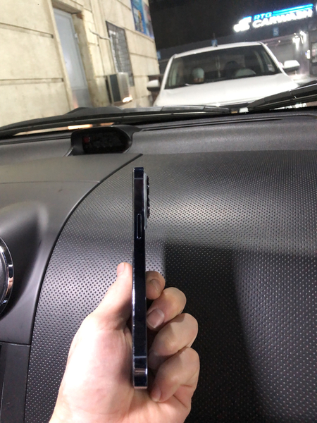 Iphone 13pro AAAsotiladi srochna