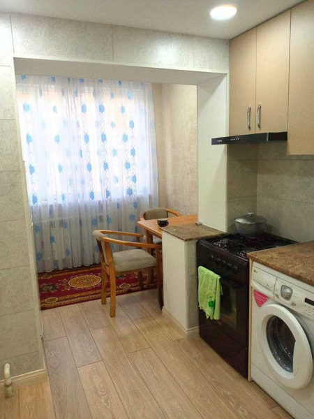 Сдается 1 ком квартира рядом с Махтумкули