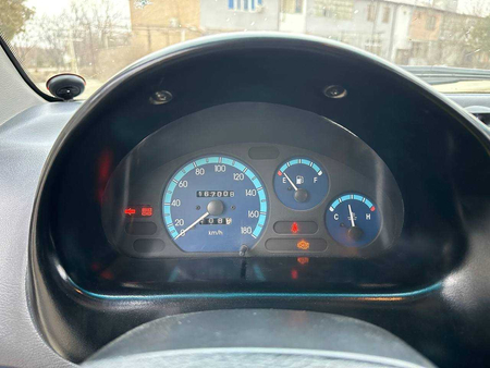 Avtomat Daewoo Matiz moshinasi sotiladi.