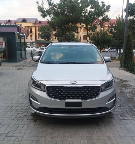 Kia Karnival Sedona
