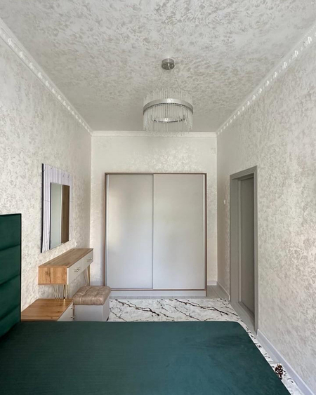 Продается 2 ком. Квартира, адрес 8 март ор. Ресторан Темуршох