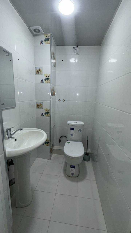 Продается  2х комнатная  Новостройка.  Адрес;  ул. Амира Тимура.