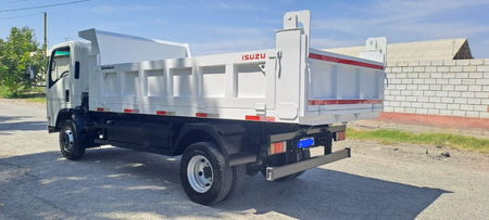 Isuzu sng 82L NPR