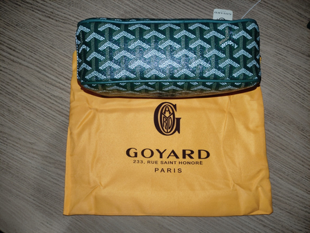 Goyard cap vert bag