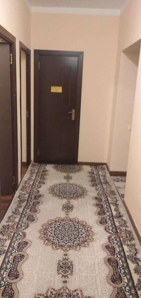 Продается квартира      ( 17 )