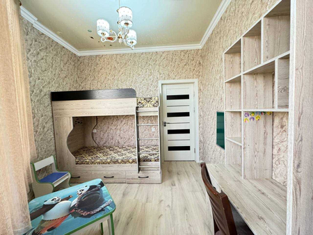 Продаётся 3х комнатная квартира на 6 - этаже с лифтом. Гагарина