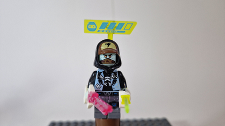 Продаю Lego ninjago по 12 сезону коробка и инструкция имеются