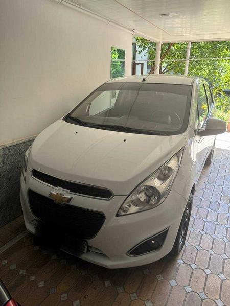 Продам идеальная Chevrolet Spark