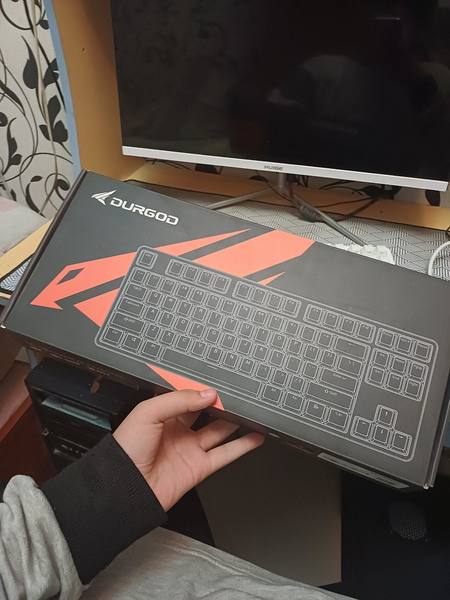 Продам клавиатуру Durgod Cavalry87 wireless