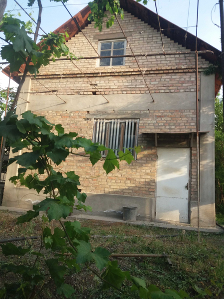 Dacha Sotiladi 8 sotx Kadaster xujatlar bor