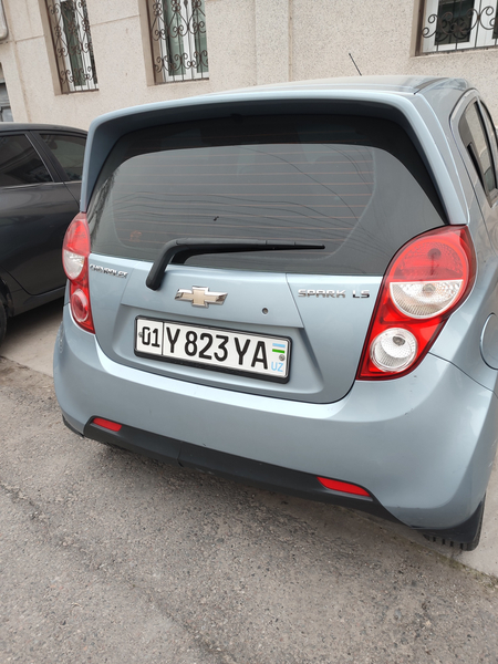 Spark sotiladi 2015 toza 2 pozitsa